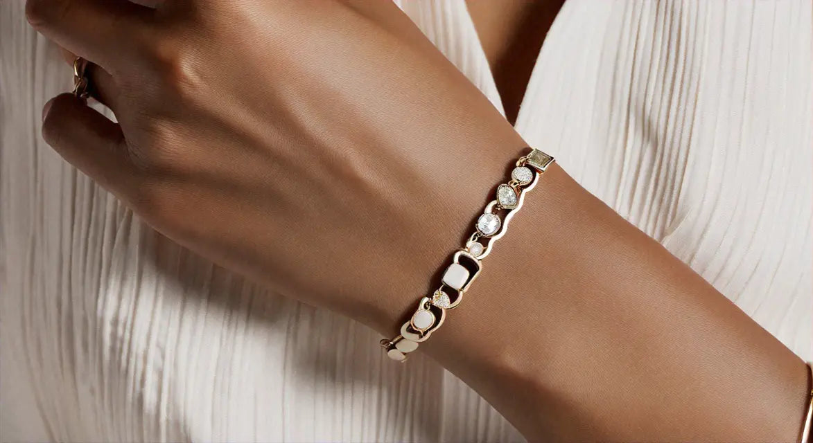 How to Match Jewelry with Your Outfit: The Ultimate Style Guide – Lovcia