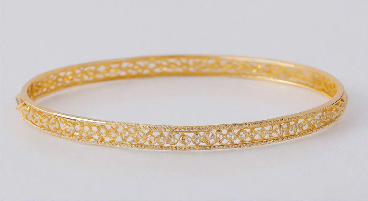 Simple Gold Bracelets: The Unsung Heroes of Chic Style – Lovcia